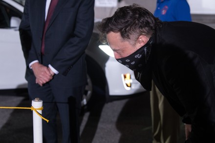 Spacex Chief Engineer Elon Musk Checks Editorial Stock Photo - Stock ...