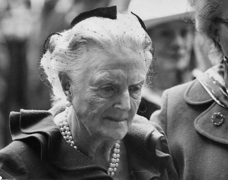 Lady Clementine Churchill Attends Battle Britain Editorial Stock Photo ...