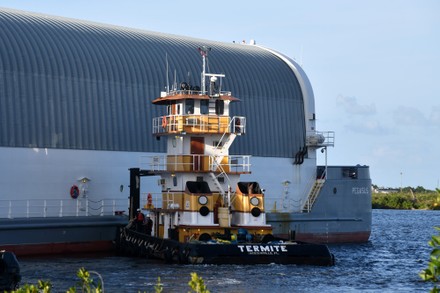 Pegasus Barge Carrying Nasas First Sls Editorial Stock Photo - Stock ...