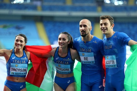 Members Italian Relay Team Celebrate After Editorial Stock Photo ...