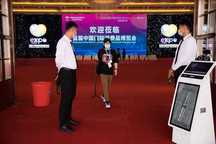 Smart Temperaturechecking Robot Stands Guard Security Editorial Stock ...