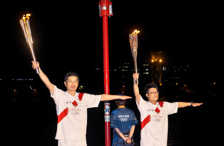 Torchbearer Poses Camera During Tokyo 2020 Editorial Stock Photo ...