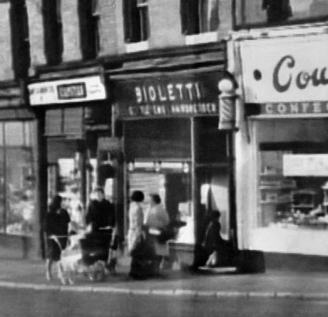 Penny Lane Battle Barbers Gv Original Editorial Stock Photo - Stock ...
