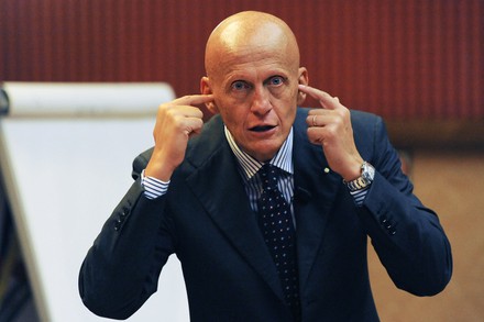 Pierluigi Collina 13 February 1960 Italian Editorial Stock Photo ...