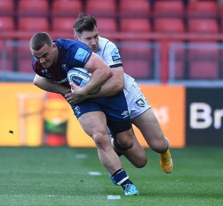 Mark Atkinson Gloucester Tackles Ben Earl Editorial Stock Photo - Stock ...