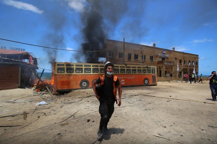 Palestinian Firefighter Rushes Extinguish Burning Shack Editorial Stock ...