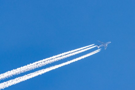 Lufthansa Boeing 747 Commercial Airplane Overfly Editorial Stock Photo ...