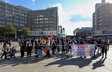 People Attend Protest Rally Solidarity Palestinians Editorial Stock ...