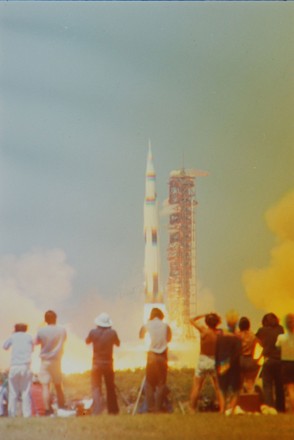 17 Apollo rocket take off Stock Pictures, Editorial Images and Stock ...