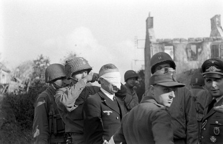 United States Soldiers German Surrendering During Editorial Stock Photo ...