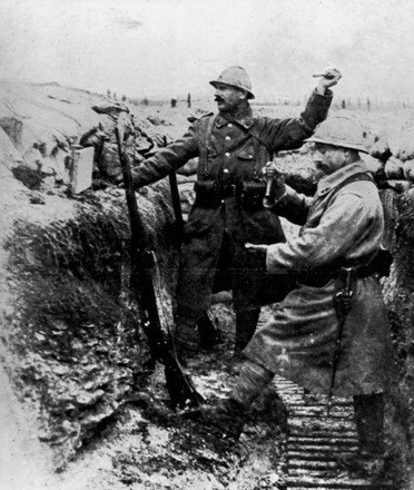 French Soldiers Front Line Trench Preparing Editorial Stock Photo ...