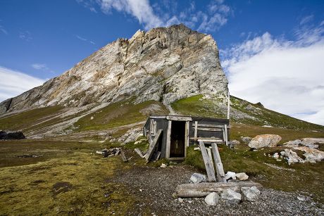 51 Pole hut Stock Pictures, Editorial Images and Stock Photos ...