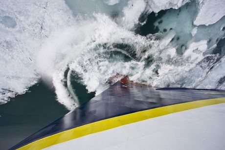 30 Exploring the arctic Stock Pictures, Editorial Images and Stock ...