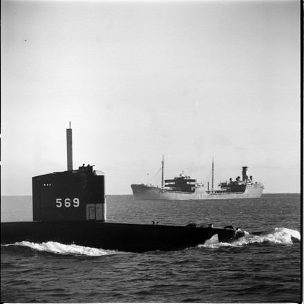Uss Albacore Cruising Above Oceans Surface Editorial Stock Photo ...