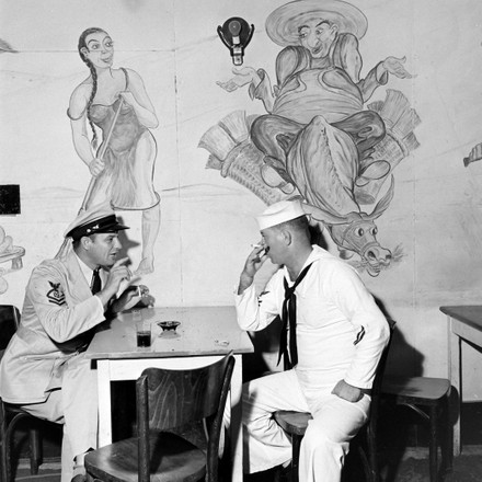 59 Sailors talking Stock Pictures, Editorial Images and Stock Photos ...