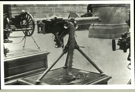 Machine Guns Display United Kingdom 19001909 Editorial Stock Photo ...