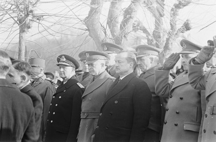 Dwight Eisenhower Attending Admiral Bertram Ramsays Editorial Stock ...