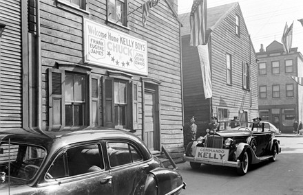 Town Celebrating Sergeant Charles Kellys Return Editorial Stock Photo ...