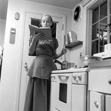 Elizabeth Phelps Wearing Work Clothes Her Editorial Stock Photo - Stock ...