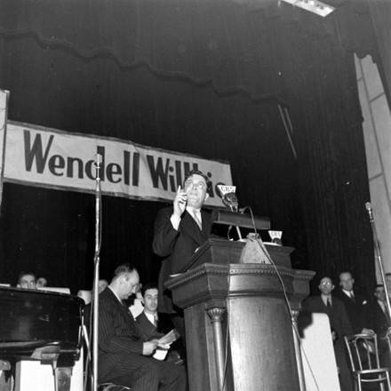 American Lawyer Wendell Lewis Willkie Gives Editorial Stock Photo ...