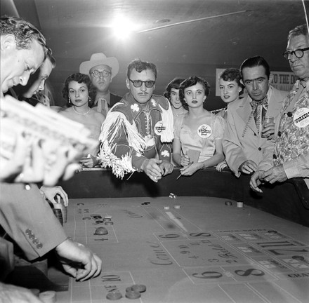 People Playing Craps Houston Charity Ball Editorial Stock Photo - Stock ...