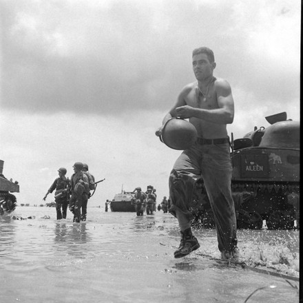 United States Soldiers Running Water After Editorial Stock Photo ...