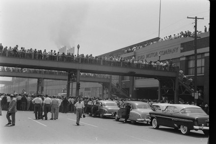 11 Automobile workers detroit 1950 Stock Pictures, Editorial Images and ...