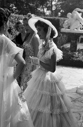Dame Elizabeth Rosemond Taylor Talking Women Editorial Stock Photo ...