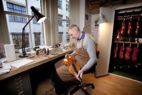 __COUNT__ Peter Biddulph, classical violin dealers and consultants ...