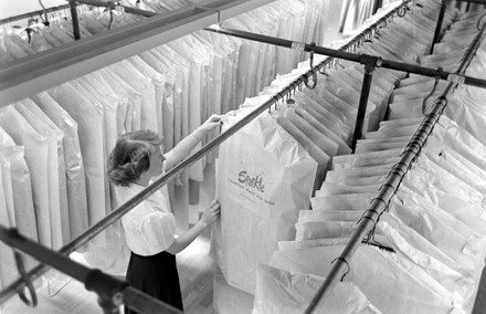 5 Sparkle dry cleaners Stock Pictures, Editorial Images and Stock ...