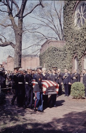 People Attending General Douglas Macarthurs Funeral Editorial Stock ...