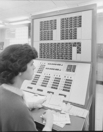 250 1950s computer Stock Pictures, Editorial Images and Stock Photos ...