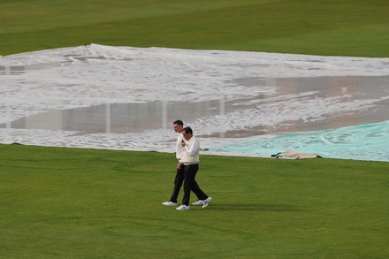 13 Umpires neil pratt Stock Pictures, Editorial Images and Stock Photos ...