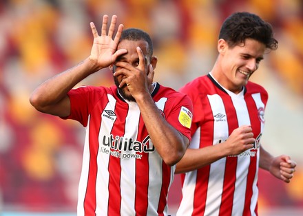 Bryan Mbuemo Brentford Celebrating His Teams Editorial Stock Photo ...