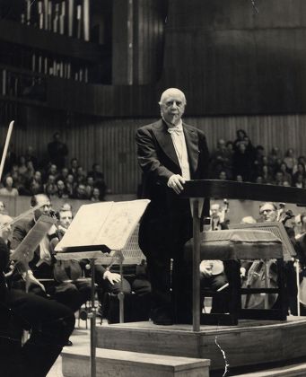 Sir Thomas Beecham Conductor Gives Farewell Editorial Stock Photo ...
