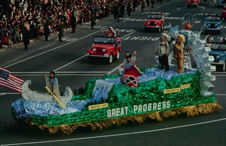 Float Parade During President Lyndon Johnsons Editorial Stock Photo ...