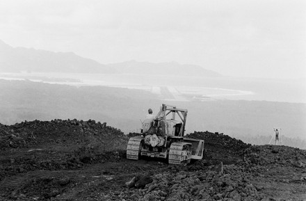 Men Working On Samoan Islands Samoa Editorial Stock Photo - Stock Image ...