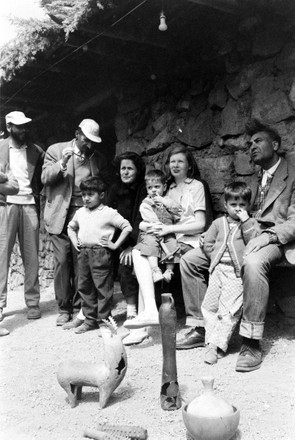 People Posing Findings Marlik Excavation Archaeological Editorial Stock ...