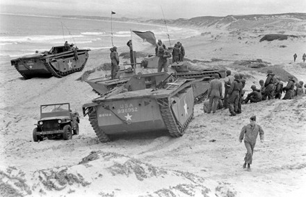 34 Amphibious tractors Stock Pictures, Editorial Images and Stock ...