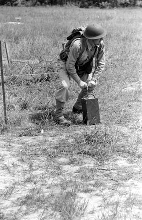 Soldiers Pushing Bomb Detonator Field During Editorial Stock Photo ...
