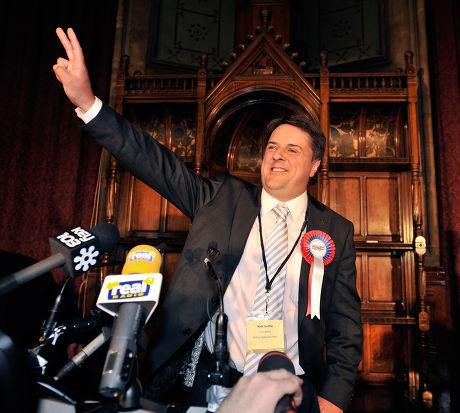 1 Politicians hand gesture v victory peace sign Stock Pictures ...