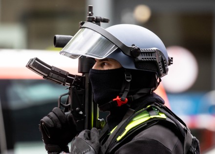 Bank Robbery in Berlin, Germany - 26 May 2021 Stock Pictures, Editorial ...