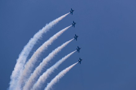 imágenes de US Navy's flight demonstration squadron, the Blue Angels ...