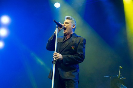 53 Singer loquillo Stock Pictures, Editorial Images and Stock Photos ...