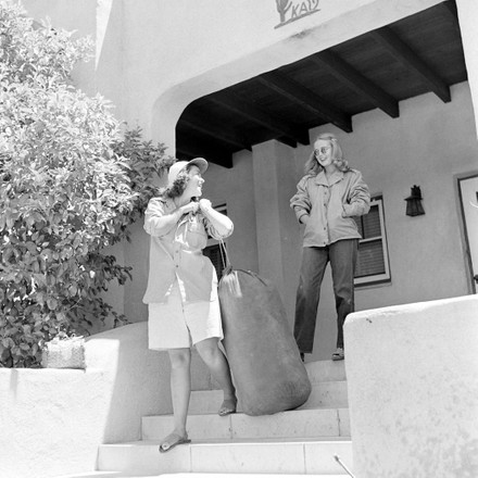 25 1940s fads Stock Pictures, Editorial Images and Stock Photos ...