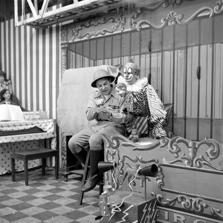 Children Attending Taping National Broadcasting Company Editorial Stock ...
