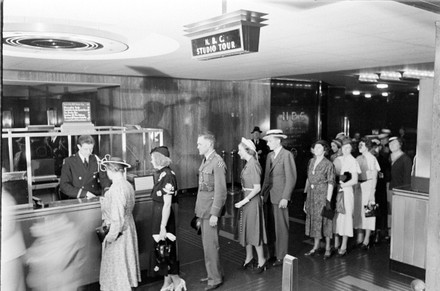 People Falling Line Booth National Broadcasting Editorial Stock Photo ...