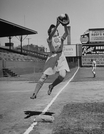 Woman Catching Ball During Allamerican Girls Editorial Stock Photo ...