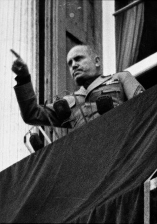 Italian Fascist Dictator Benito Mussolini Giving Editorial Stock Photo ...