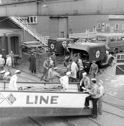 41 Hospital ship uss solace Stock Pictures, Editorial Images and Stock ...